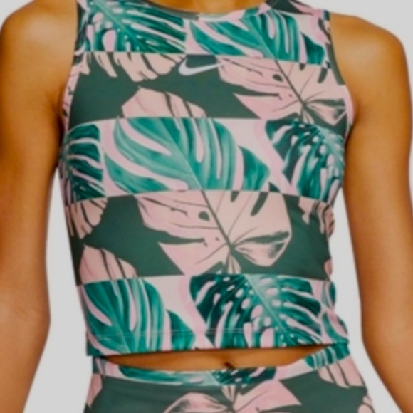 Nike | Tops | Nike Tropical Leaf Print Cropped Drifit Tank Top Size ...